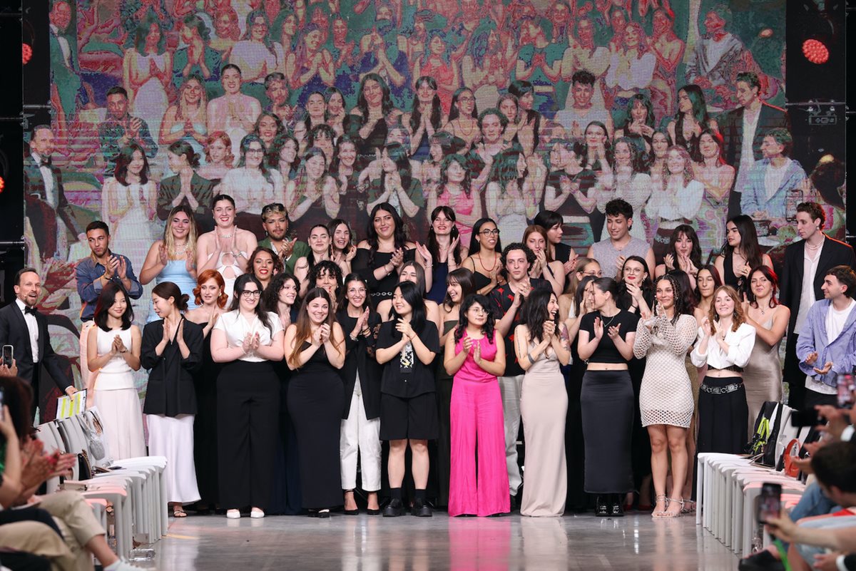 Secoli Fashion Show 2024 | Magazine | Superzoom